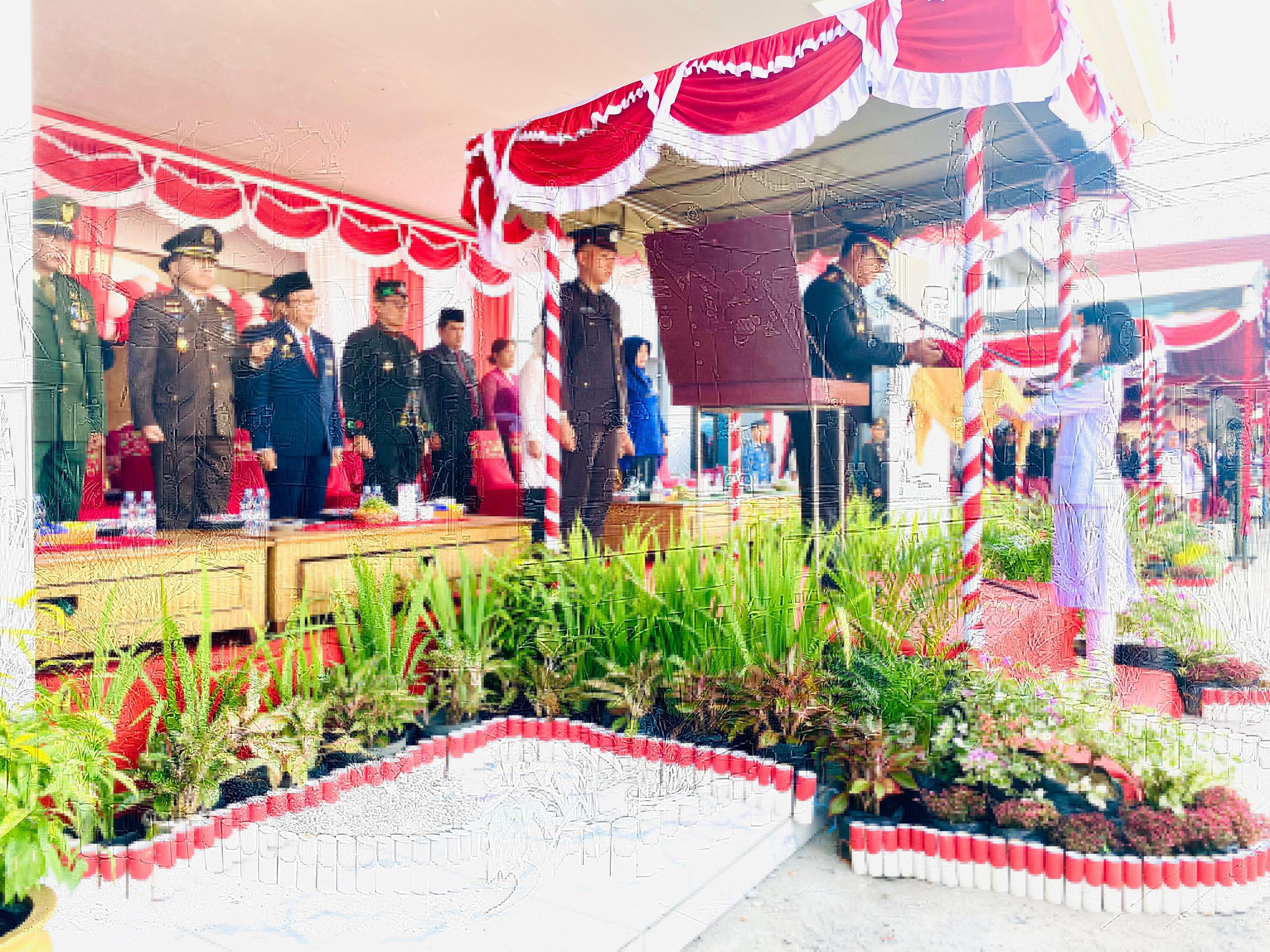 UPACARA PENURUNAN BENDERA MERAH PUTIH DI BARITO TIMUR BERJALAN LANCAR