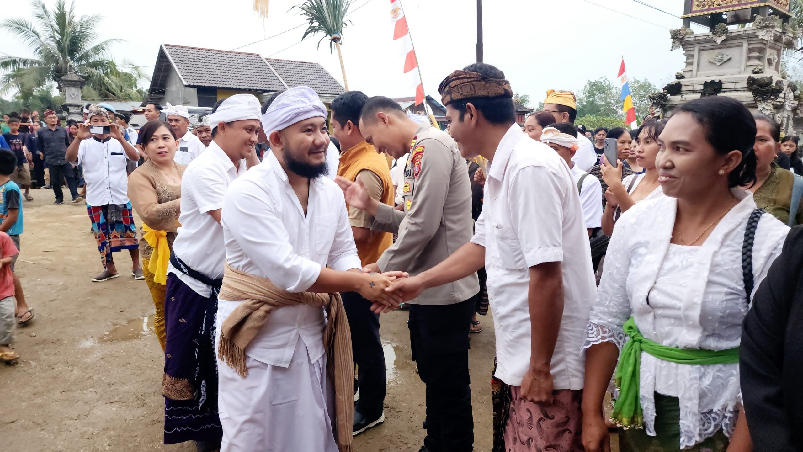 Wakil Bupati Bartim Hadiri Pawai Ogoh-Ogoh, Adi: Selamat Hari Raya ...